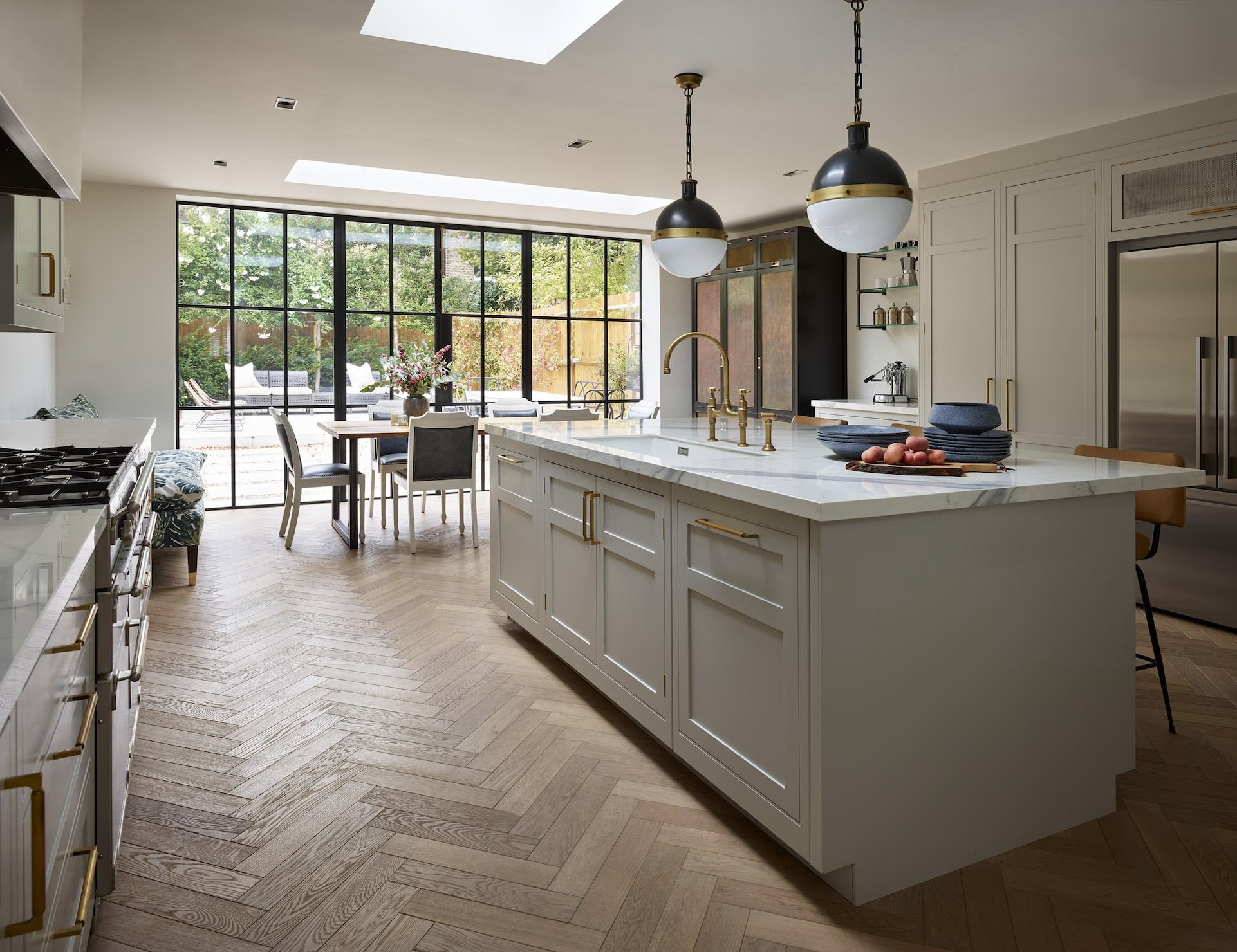 Designer Kitchens | Bespoke & Handmade Kitchens | Harvey Jones